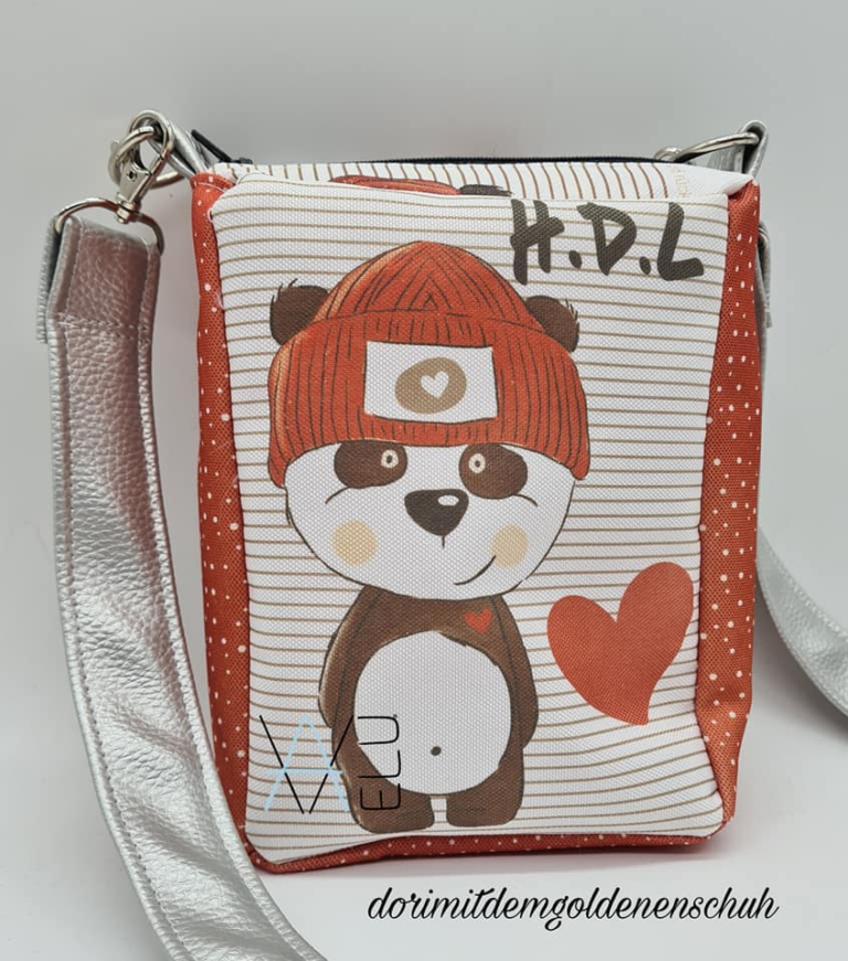 cool Panda Lou - xaxeludesign