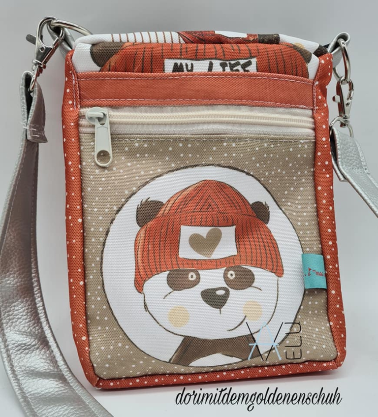 cool Panda Lou - xaxeludesign